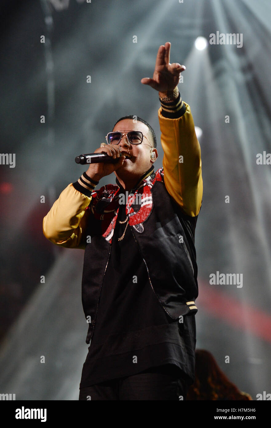 Daddy yankee 2016 hi-res stock photography and images - Alamy