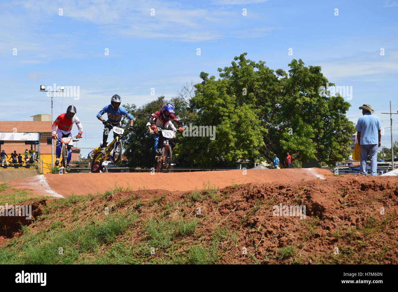 Puerto Ordaz, Venezuela. 6th Nov, 2016. action on the track of Puerto ...