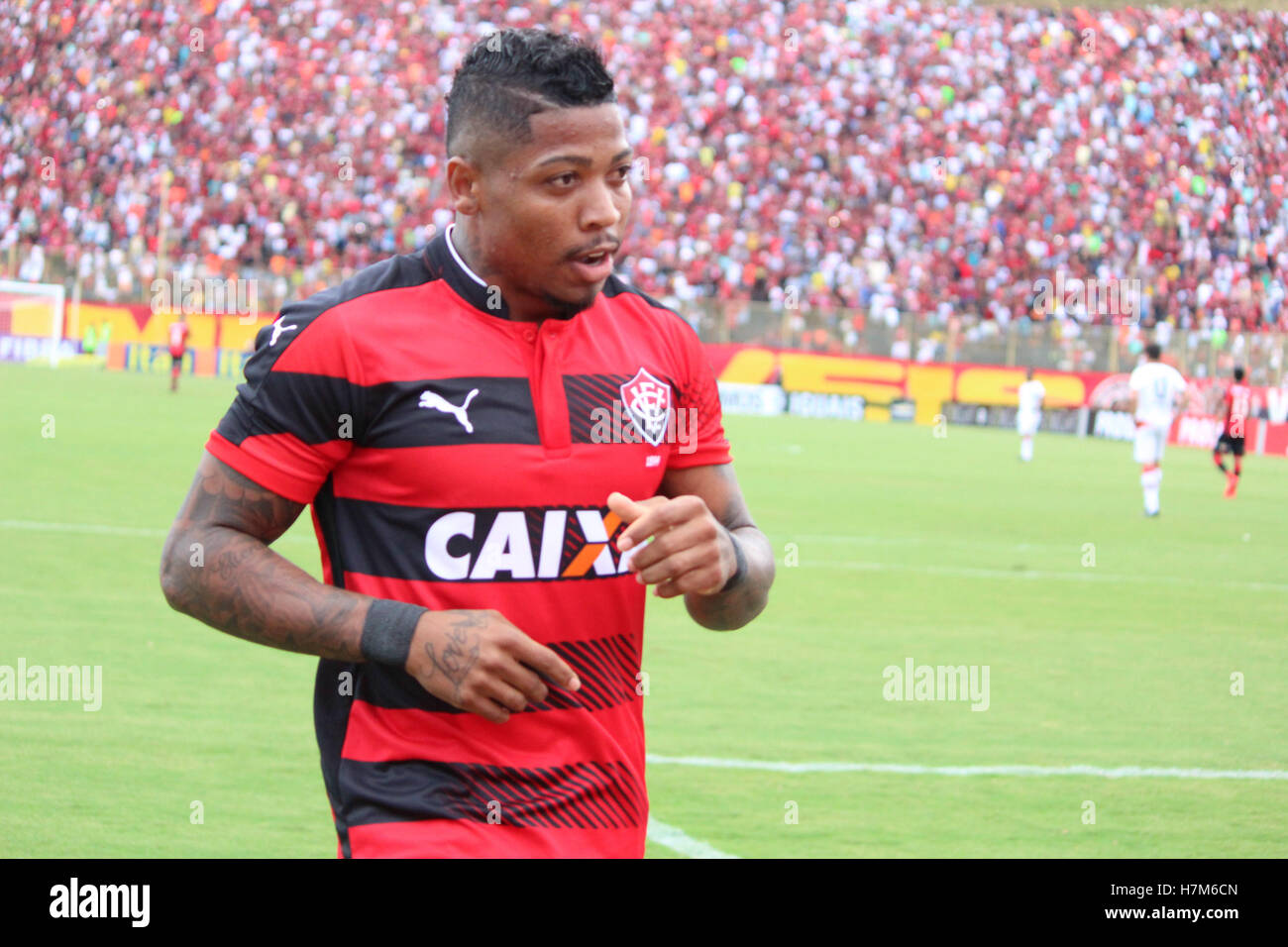 Salvador, Brazil. 06th Nov, 2016. The Marine striker celebrating his ...