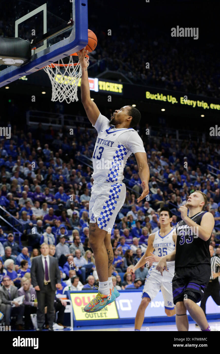 Lexington, Ky, US. 6th Nov, 2016. Kentucky's Isaiah Briscoe (13) scored ...