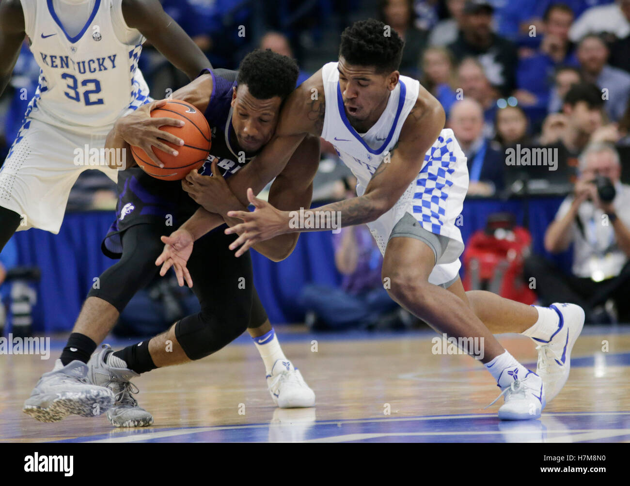 Lexington, Ky, US. 6th Nov, 2016. Kentucky's Malik Monk (5) and Asbury ...