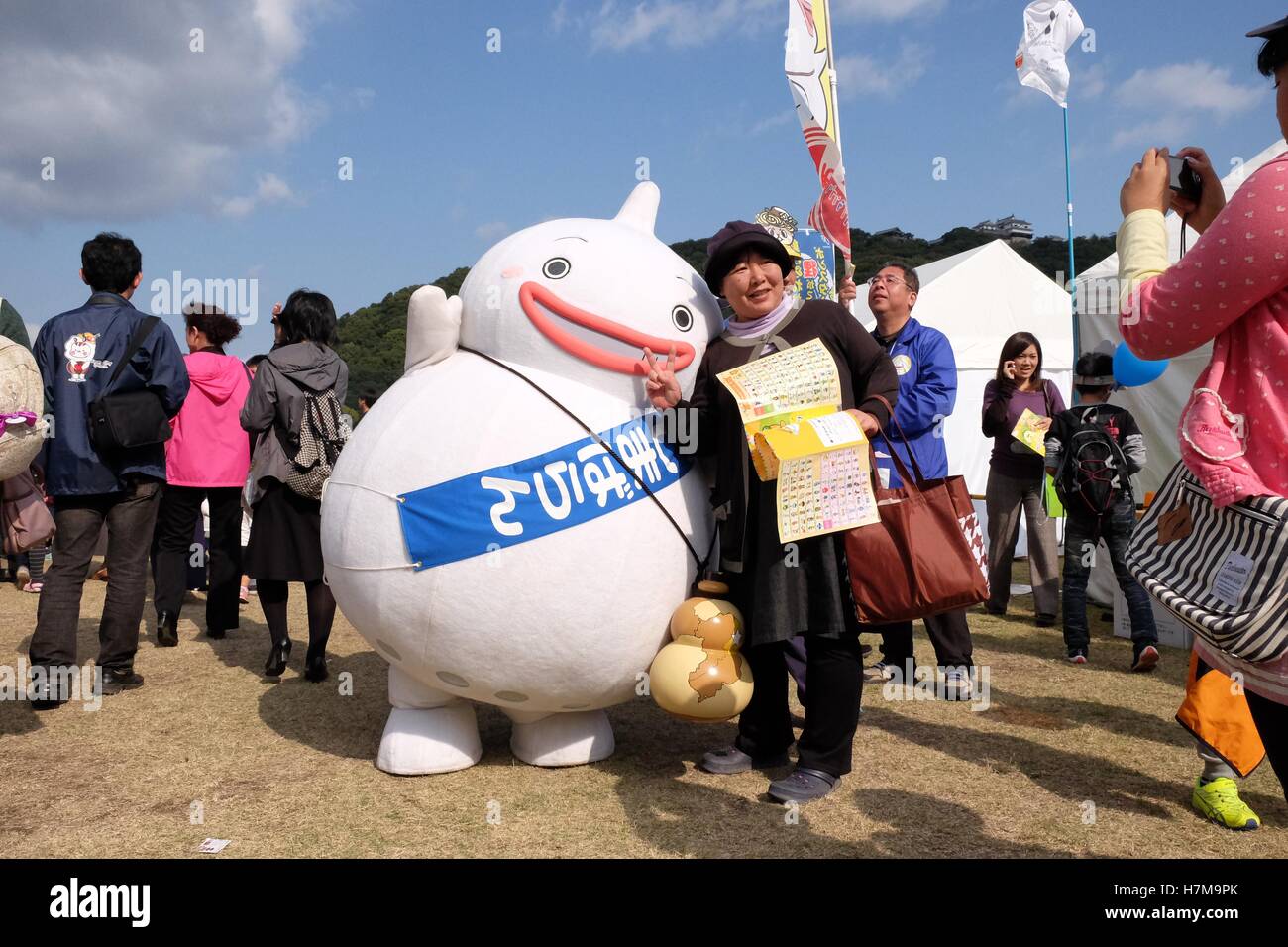 Japanese mascot characters at the Yuru-Kyara Grand Prix on November 6 ...