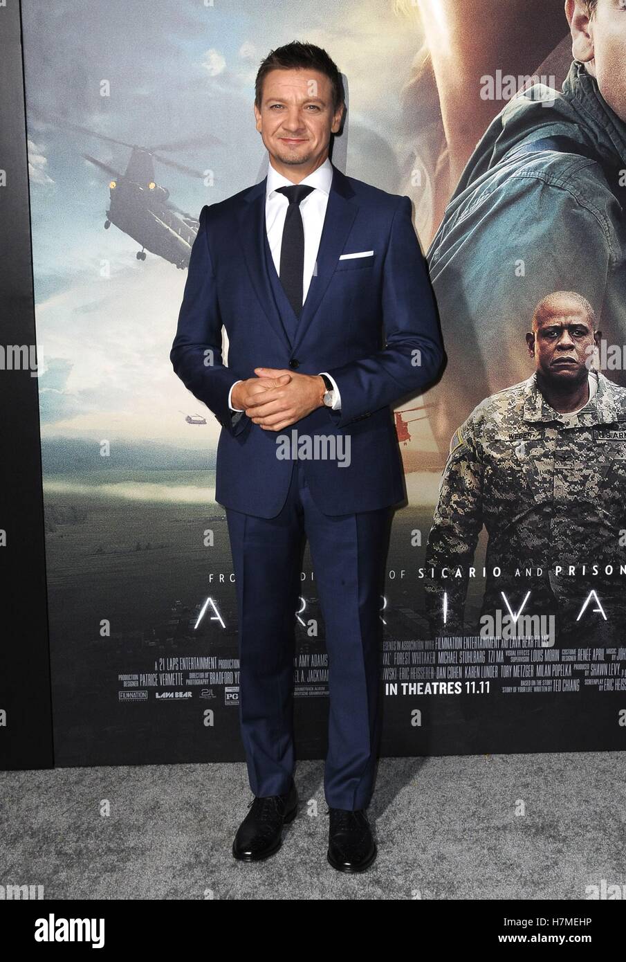 Los Angeles, CA, USA. 6th Nov, 2016. Jeremy Renner at arrivals for ...