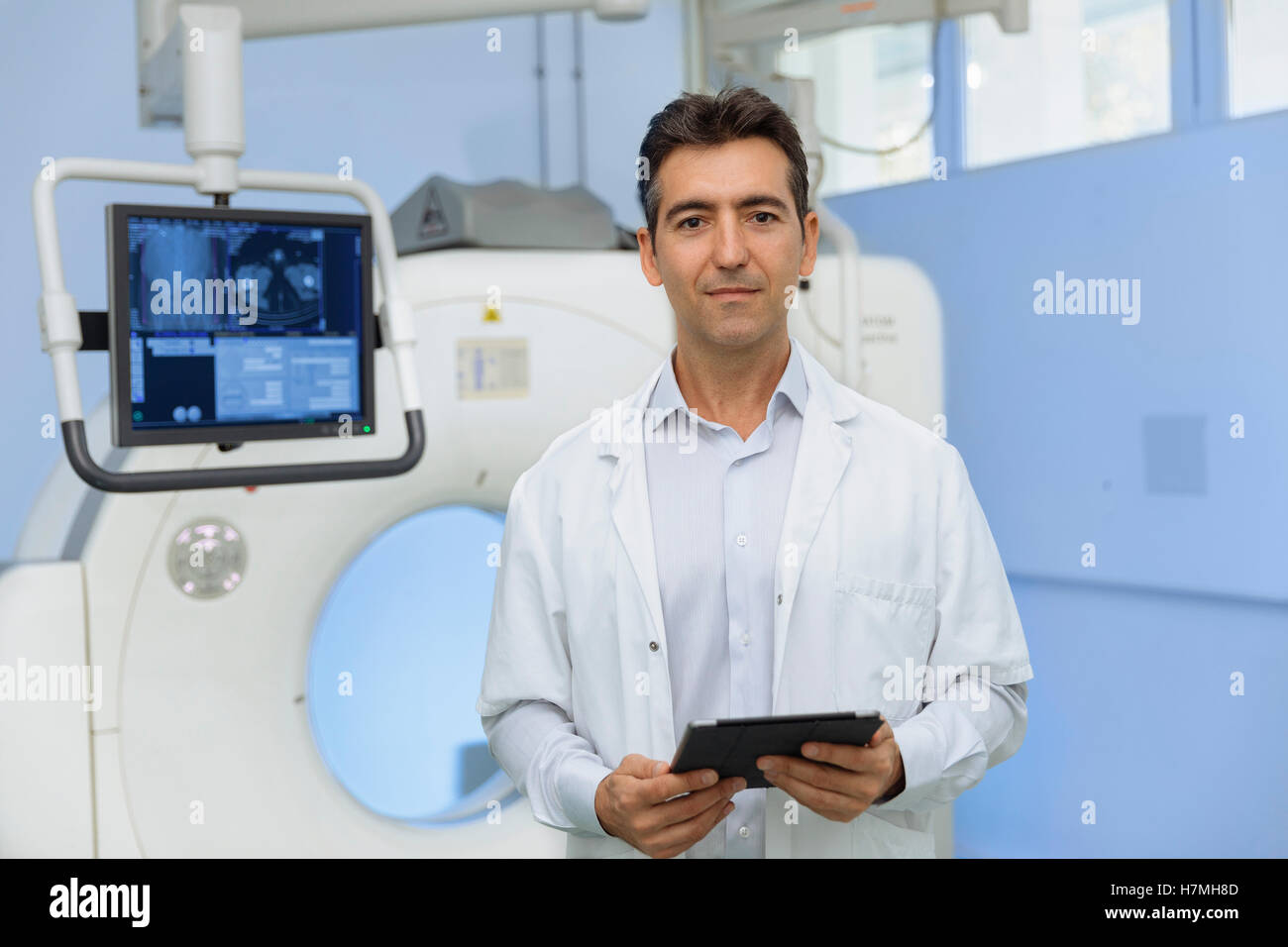 X ray scanner hi-res stock photography and images - Alamy