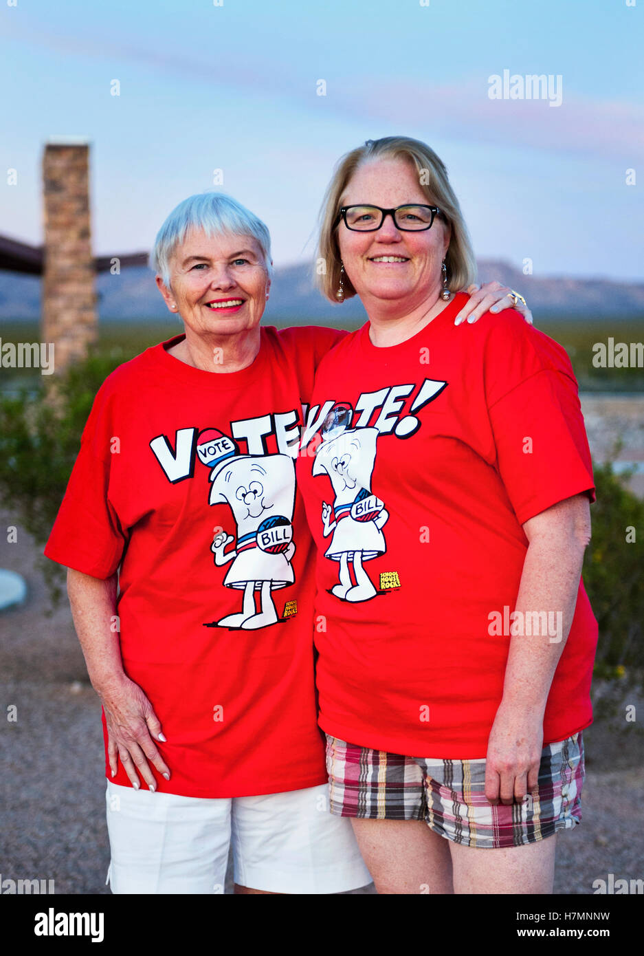 Portrait red hair women hi-res stock photography and images - Alamy