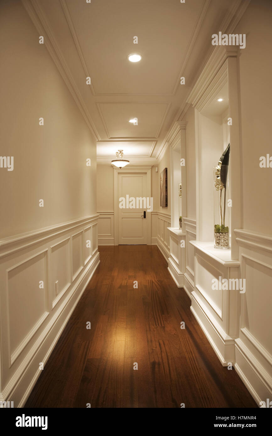 hallway in expensive home Stock Photo - Alamy