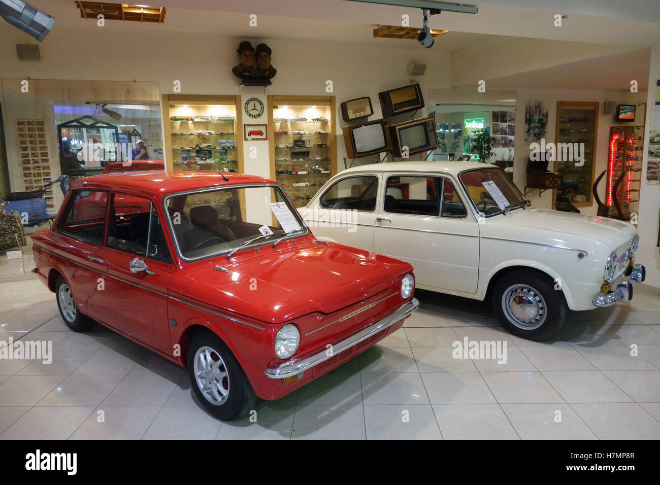 Malta Classic Car Collection, Qawra - a large exhibit of 20th century ...