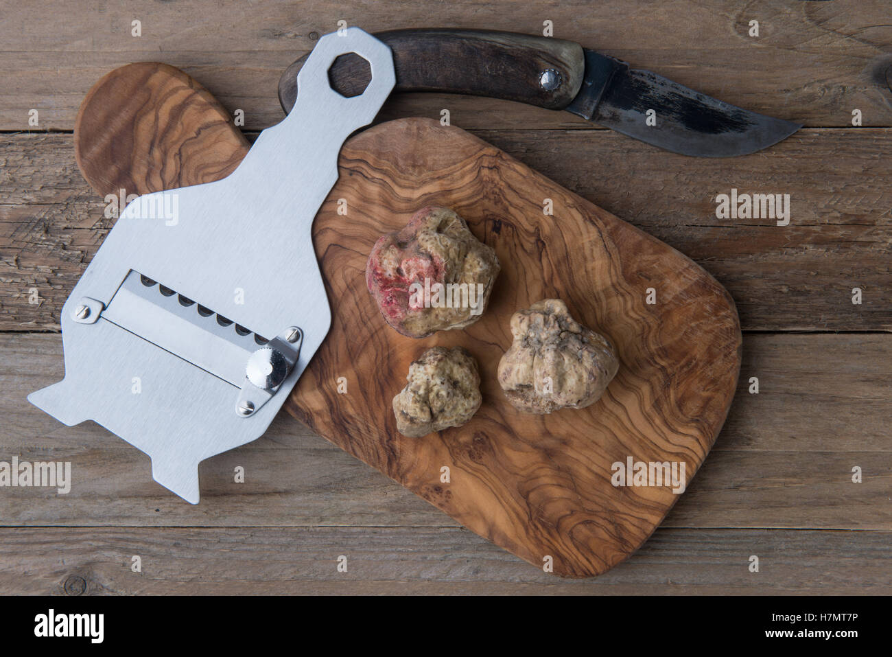 Truffle hi-res stock photography and images - Alamy