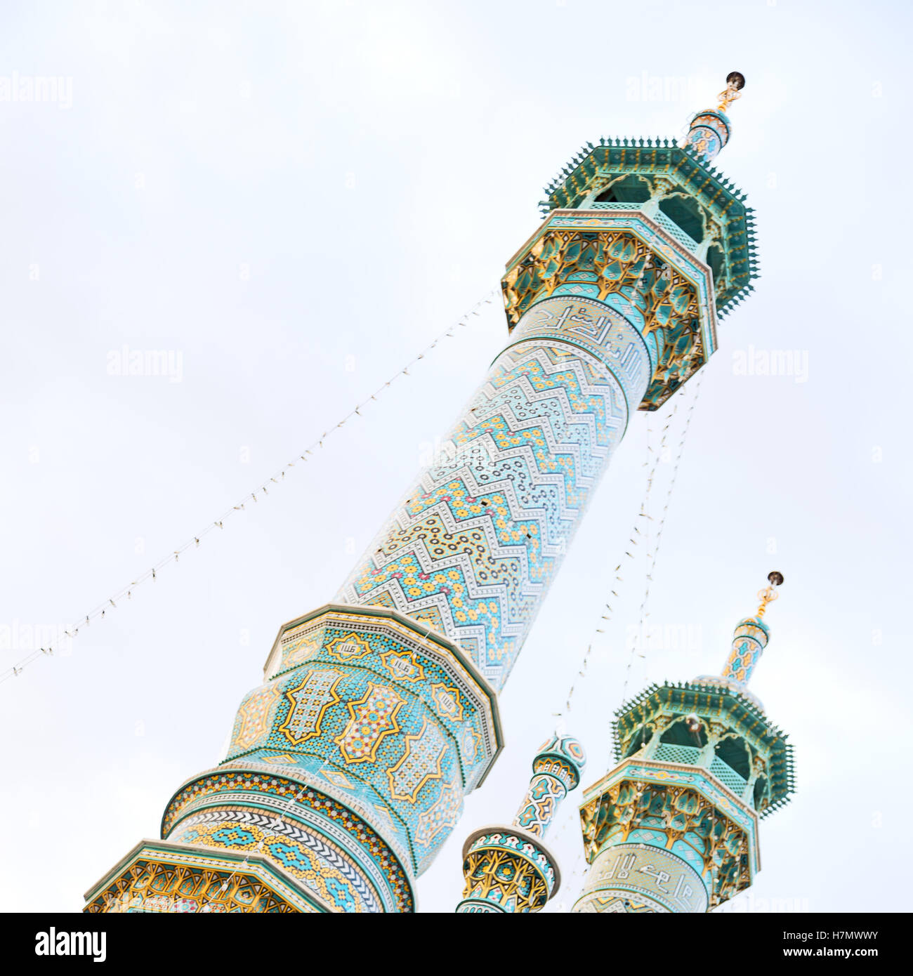 in iran islamic mausoleum old architecture mosque minaret near the sky Stock Photo - Alamy