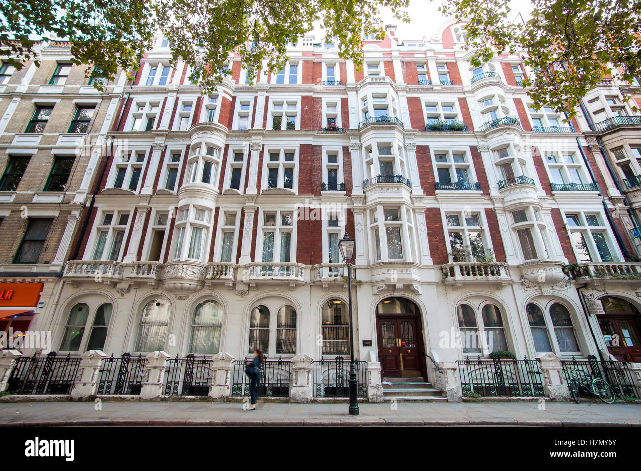Classic building in London Stock Photo - Alamy