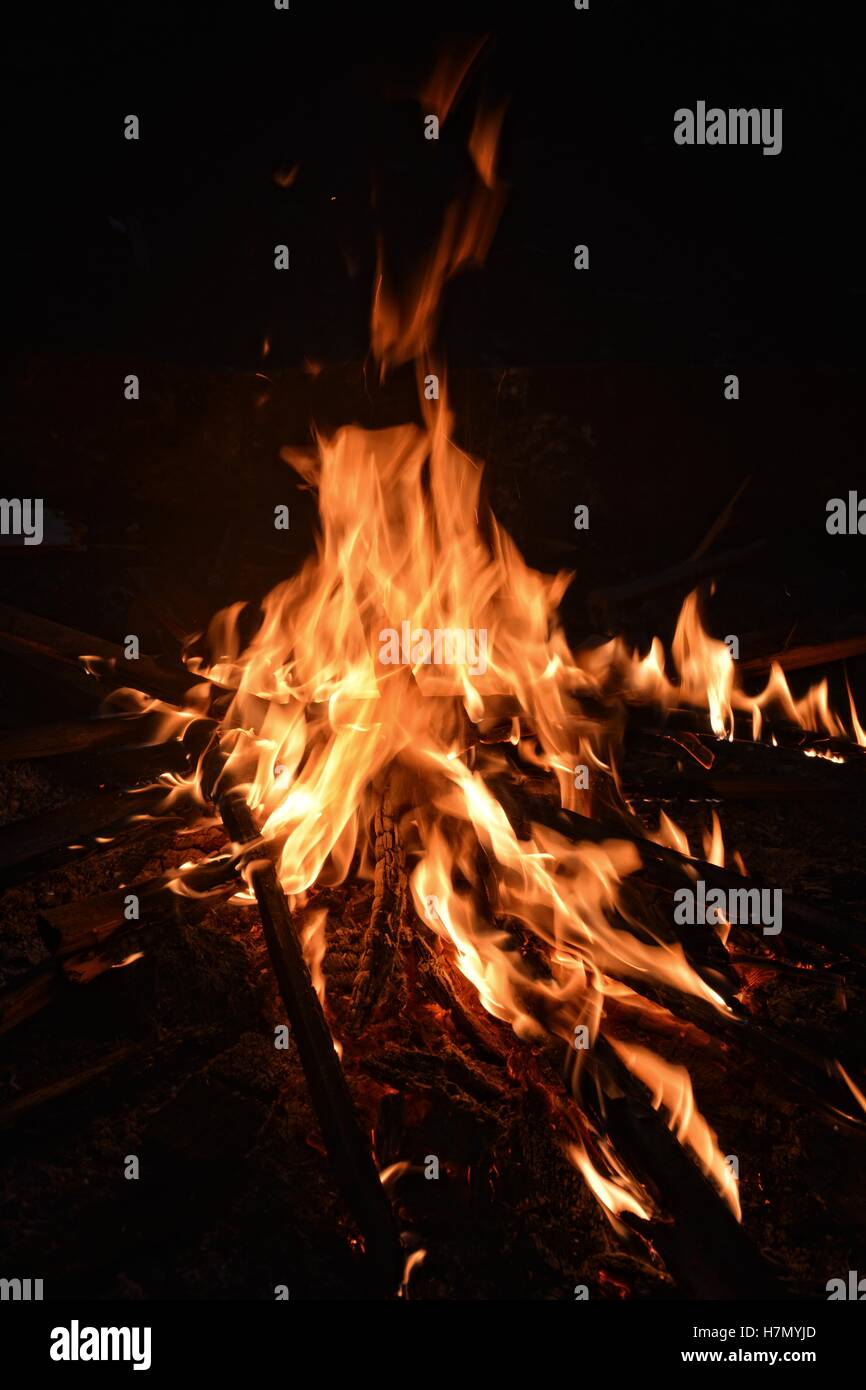 Big fire in fireplace hi-res stock photography and images - Alamy