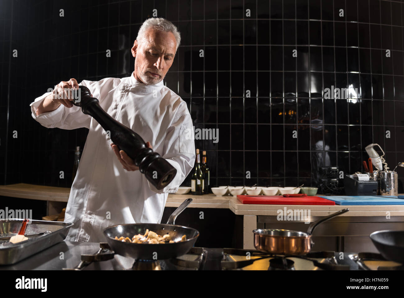 Chef salt cellar hi-res stock photography and images - Alamy