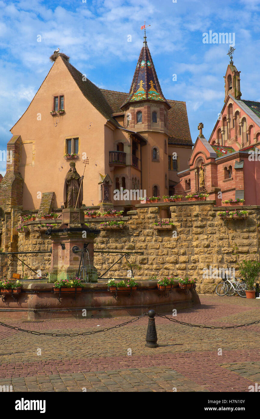 Eguisheim, Place du Chateau, St.Leo Capel, Castle, Alsace Wine Route ...