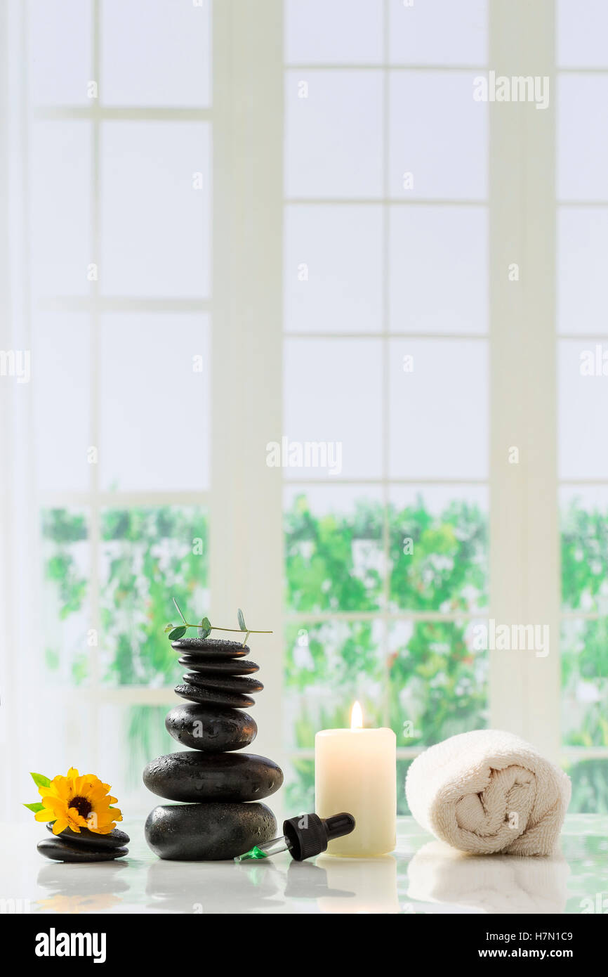 Spa setting Relaxation and Zen Stock Photo - Alamy