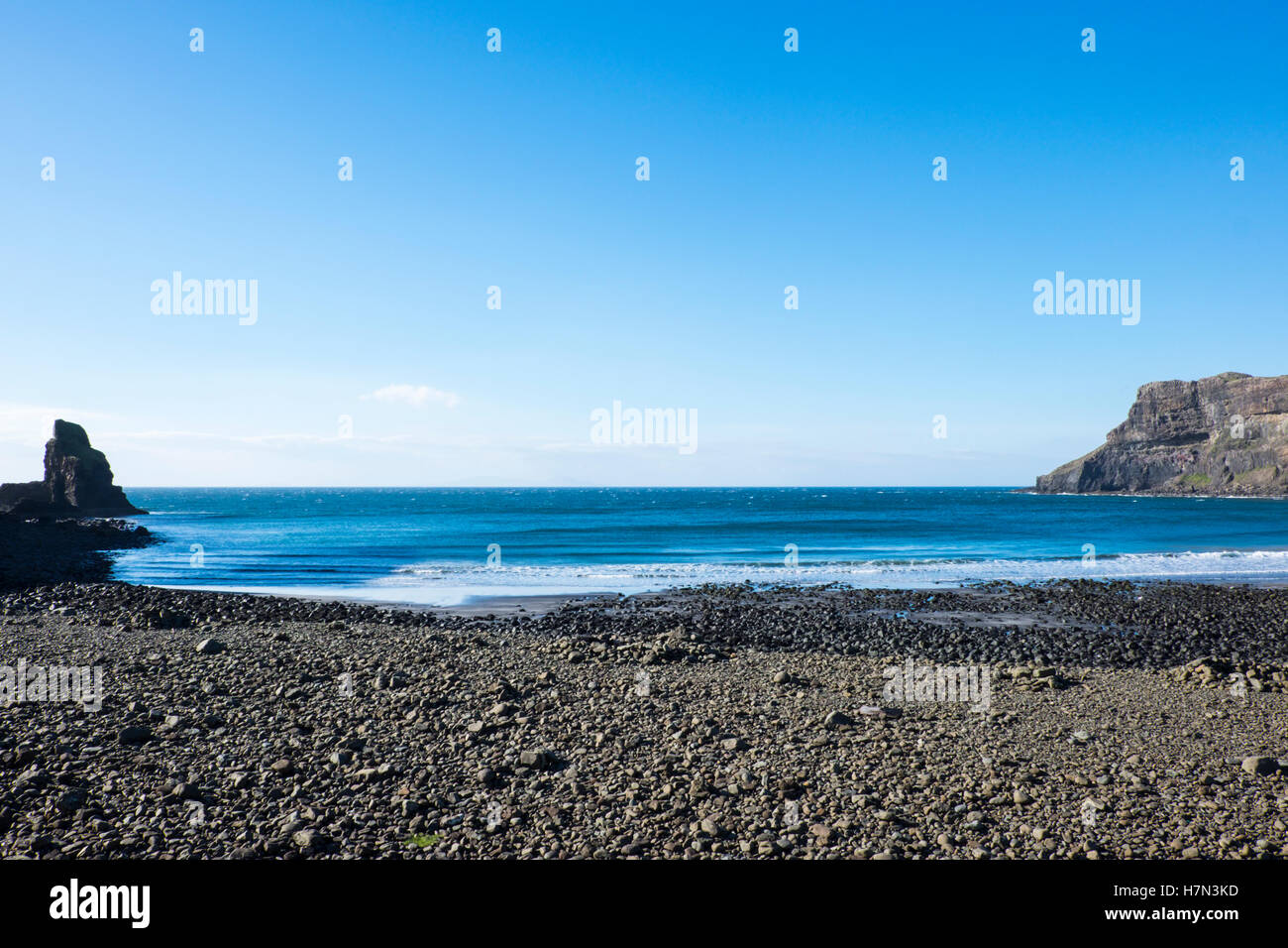 Beach, Talisker Bay, Isle of Skye, Scotland Stock Photo - Alamy