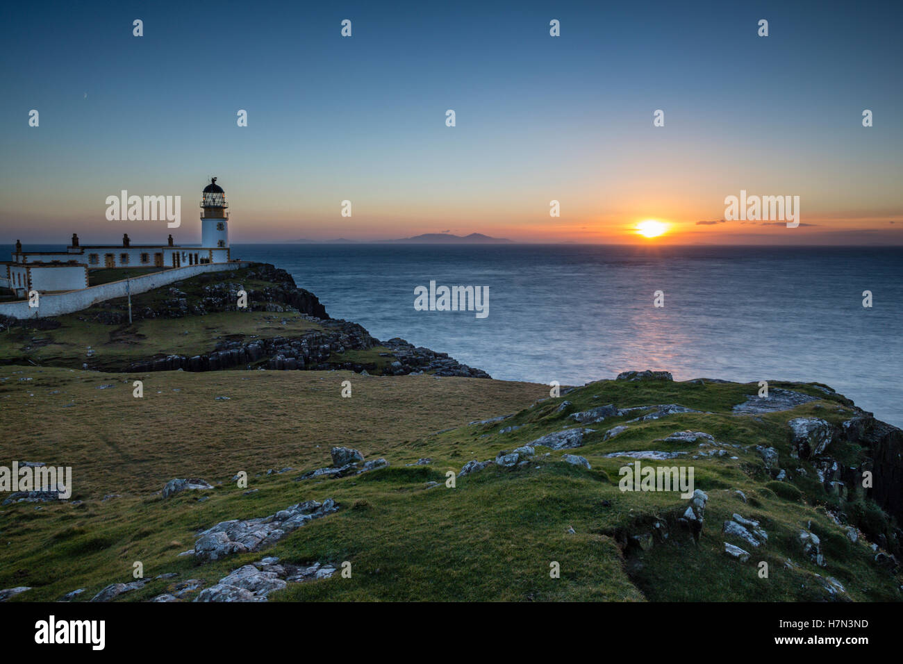 Sunset at Nest Point Lighthouse, Isle of Skye, Scotland Stock Photo - Alamy