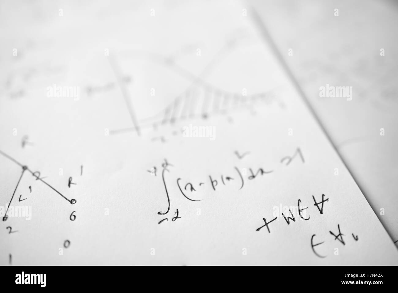 Mathematical formulas hi-res stock photography and images - Alamy