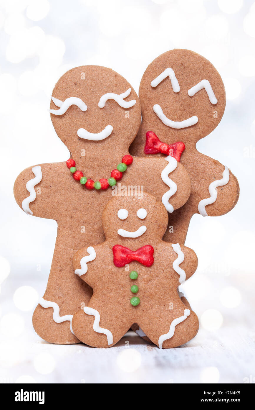 Christmas decoration with Happy Gingerbread man family Stock Photo - Alamy