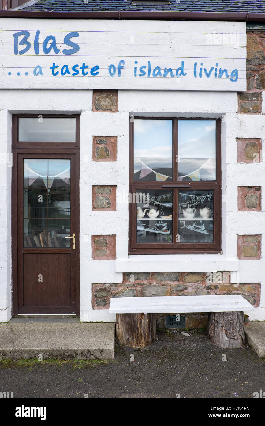 Destinations drink dunvegan eat europe hi-res stock photography and ...