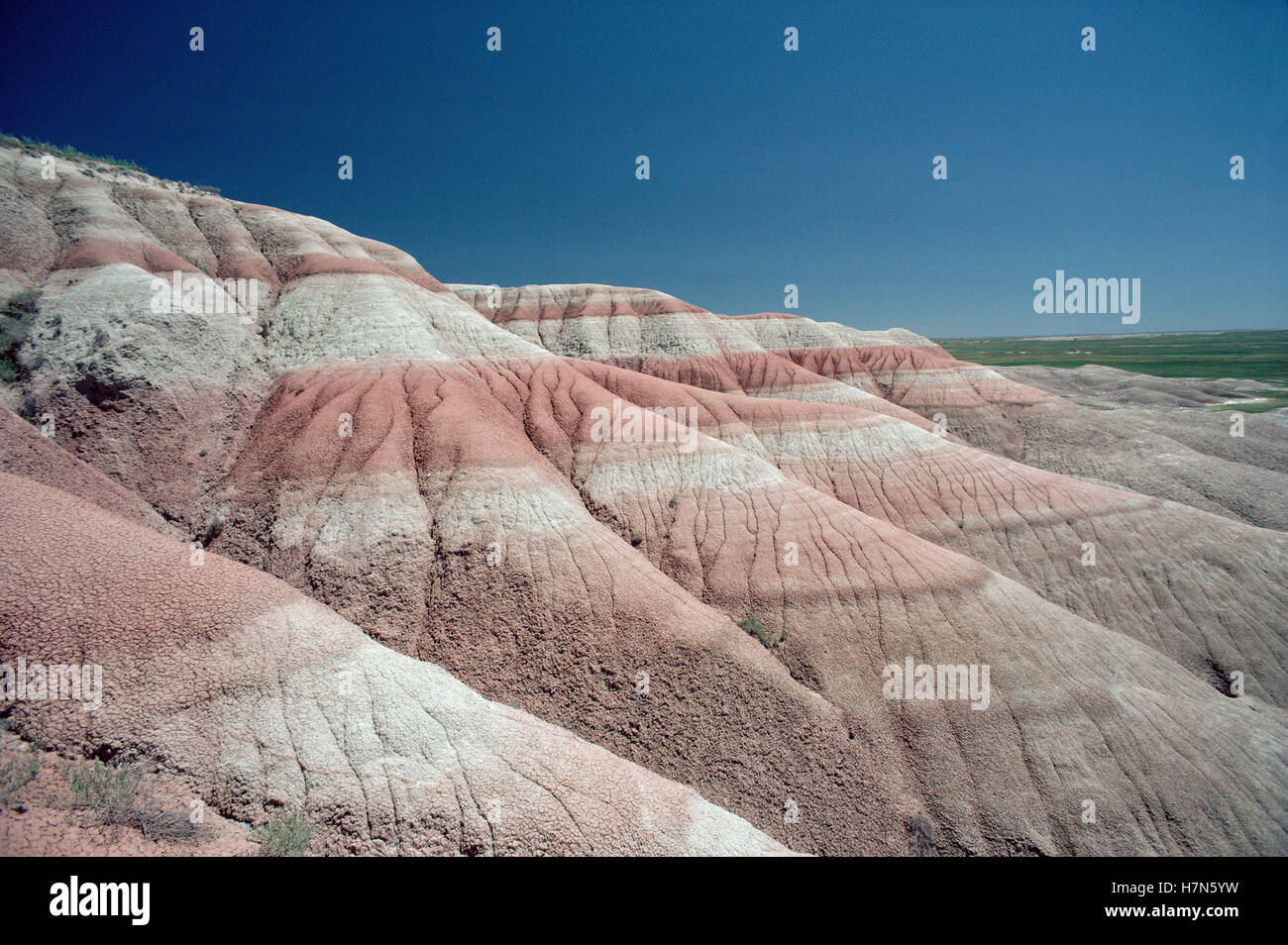 Sedimentary layers exposed by erosion, Badlands National Park, South ...
