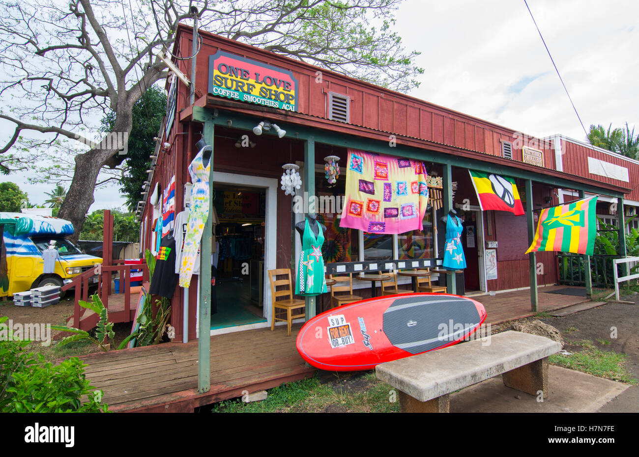 Haleiwa Hawaii Oahu North Shore Old Town Shops Big Wave Shrimp shop and ...