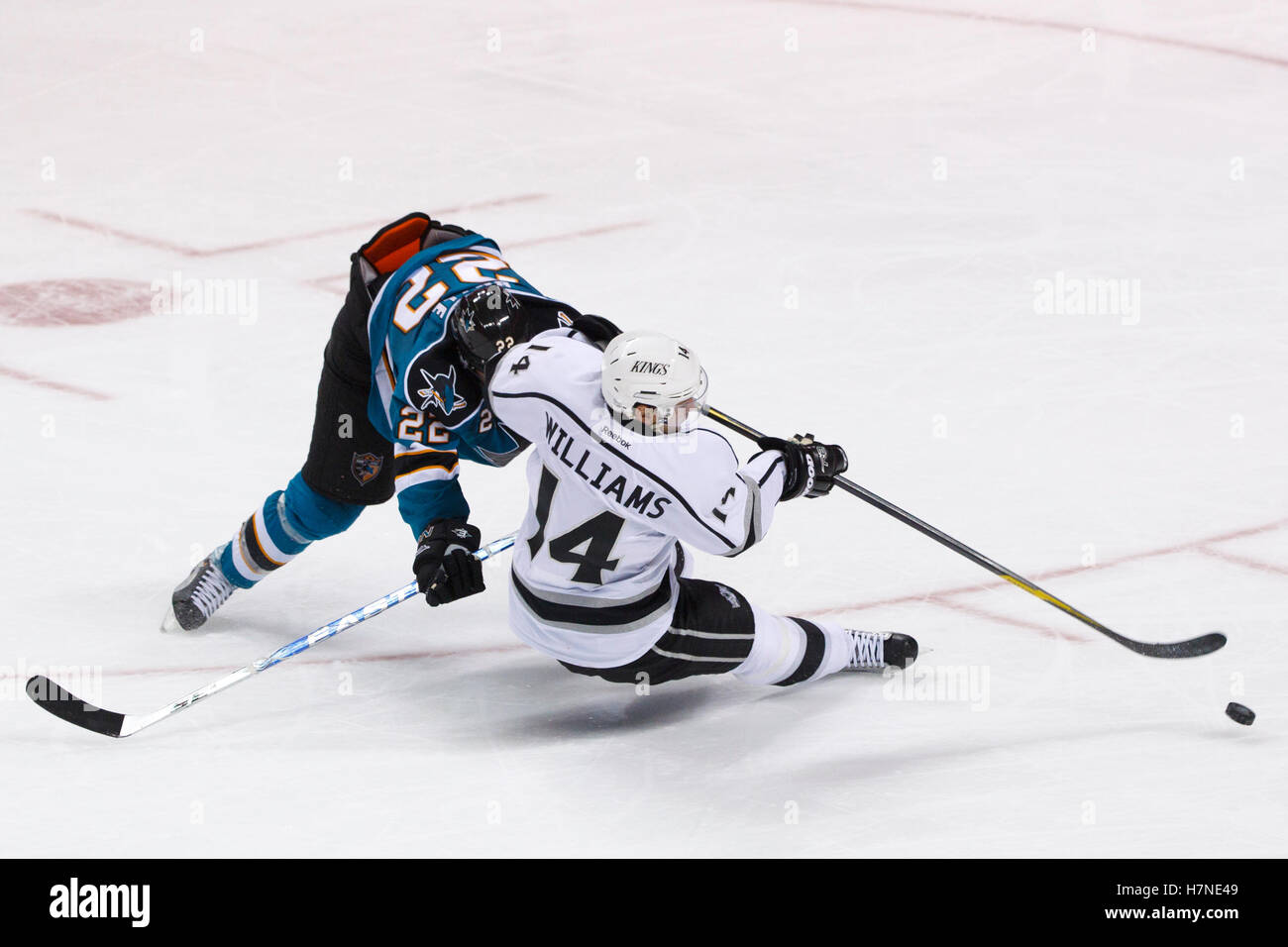 Nov 7, 2011; San Jose, CA, USA; Los Angeles Kings right wing Justin ...