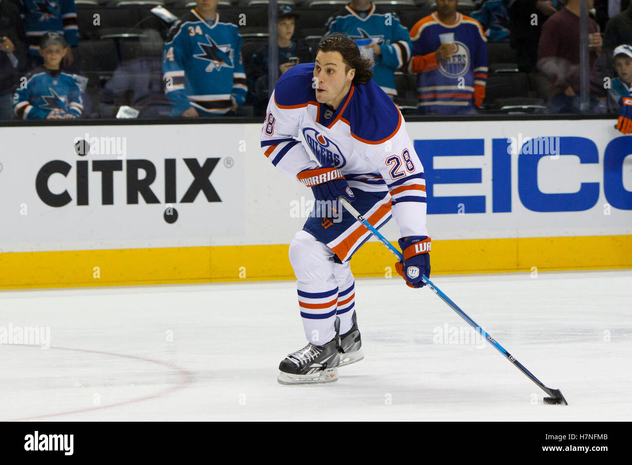 Ryan jones hi-res stock photography and images - Alamy