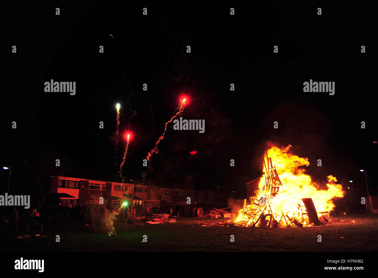 Set off fireworks hi-res stock photography and images - Alamy