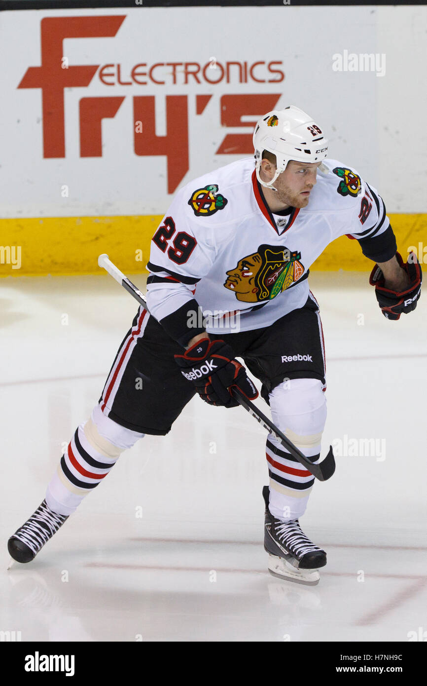 Feb 10, 2012; San Jose, CA, USA; Chicago Blackhawks left wing Bryan ...