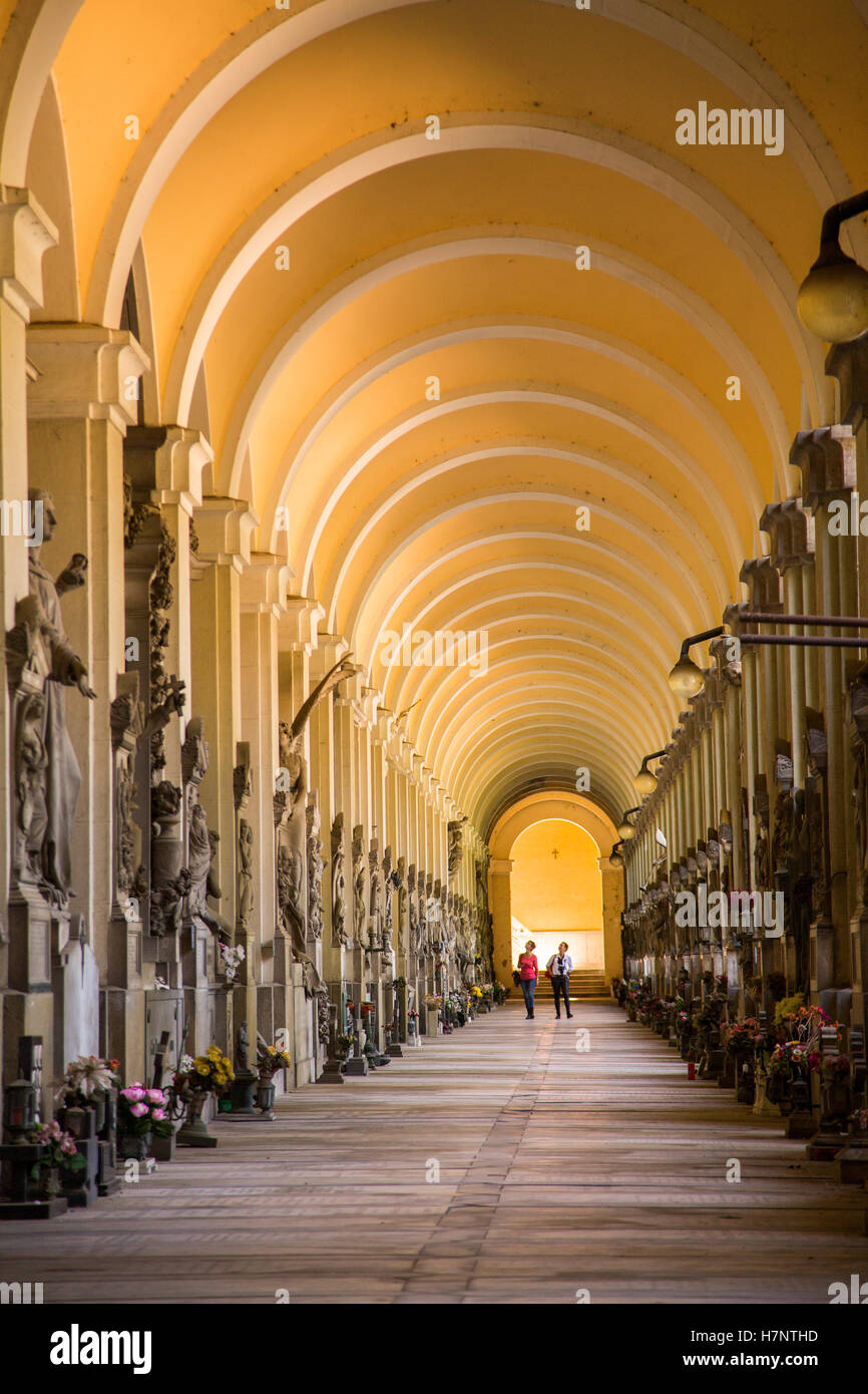 Staglieno monumental cemetery (Cimitero monumentale di Staglieno ...