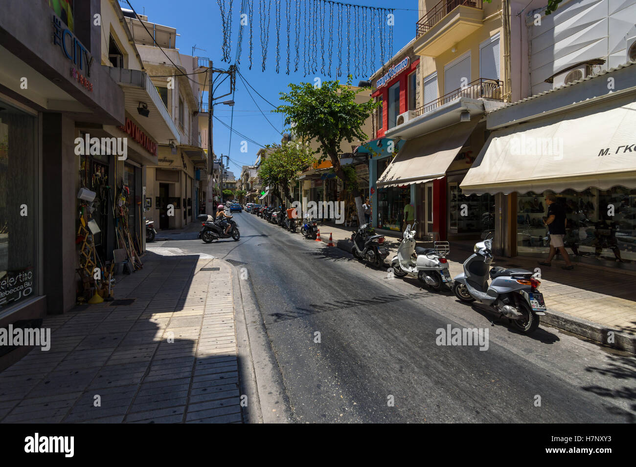 Streets heraklion crete greece hi-res stock photography and images - Alamy