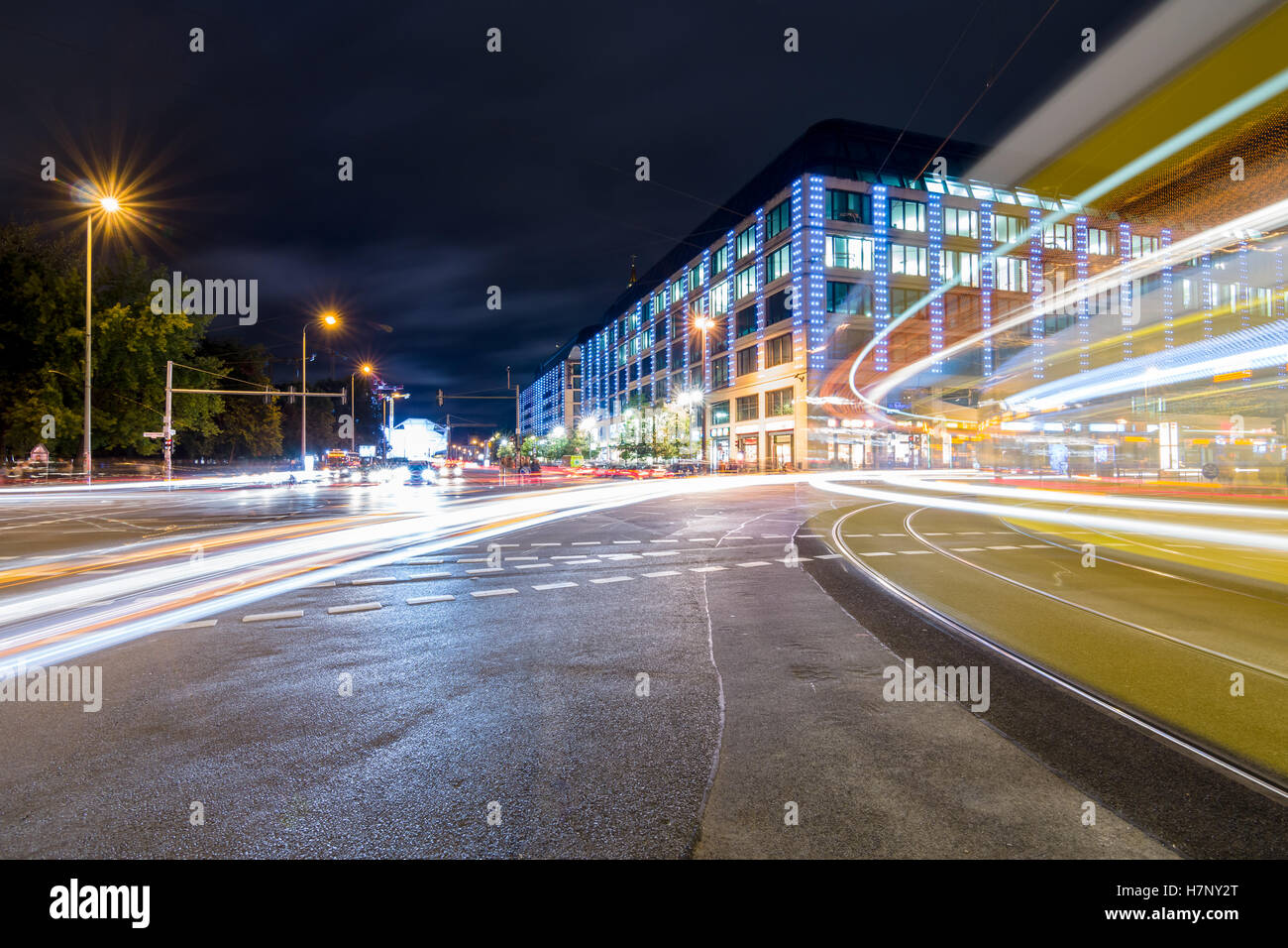 Night city lights crossroads hi-res stock photography and images - Alamy