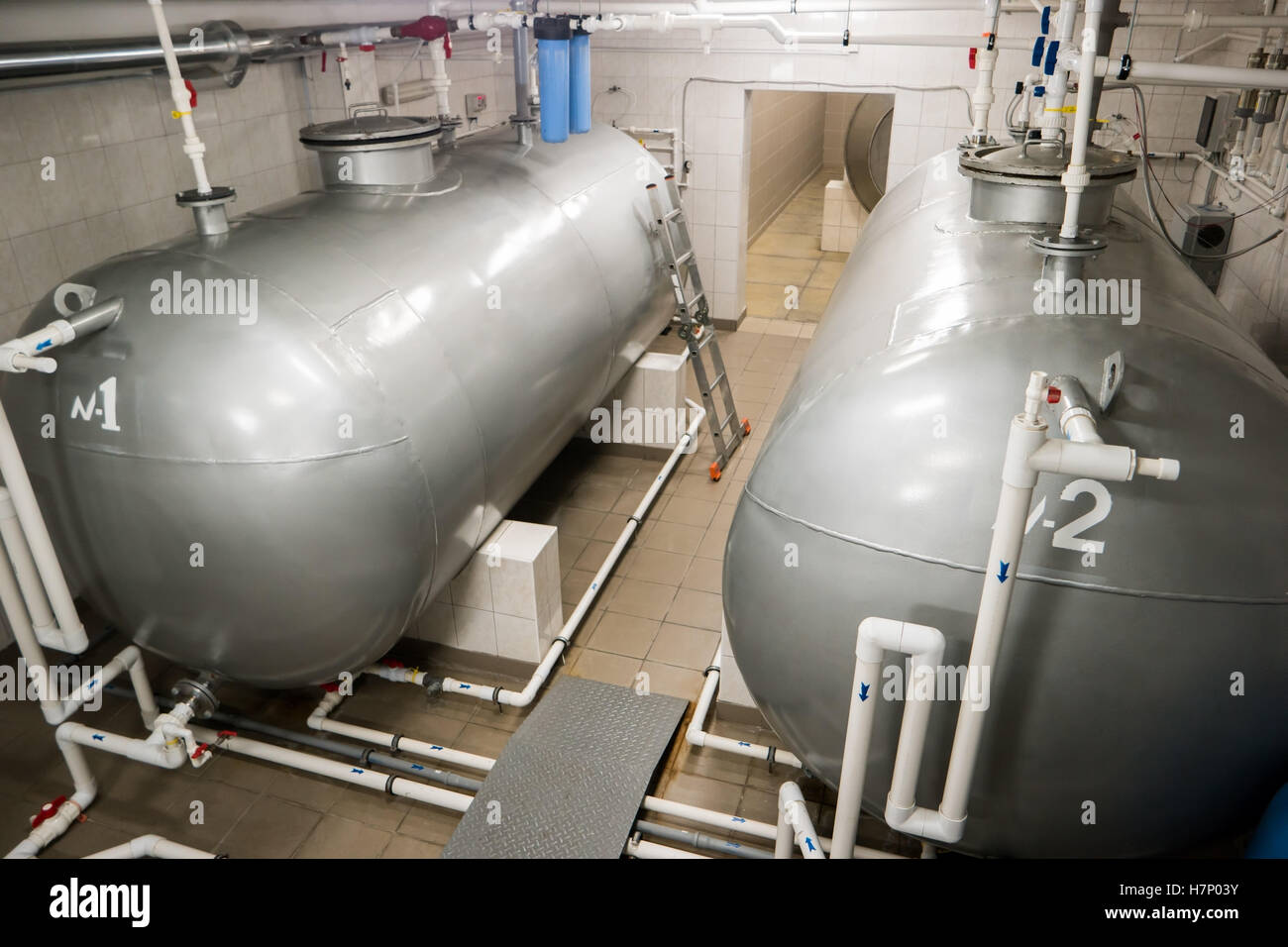 Steel horizontal tanks Stock Photo - Alamy