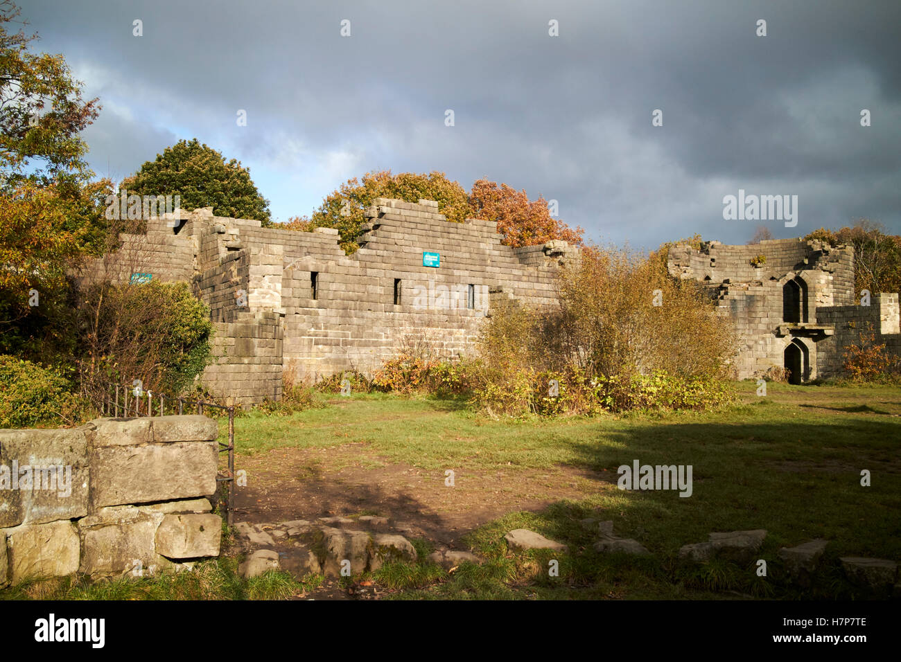 folly replica of Liverpool Castle in lever park rivington Stock Photo ...