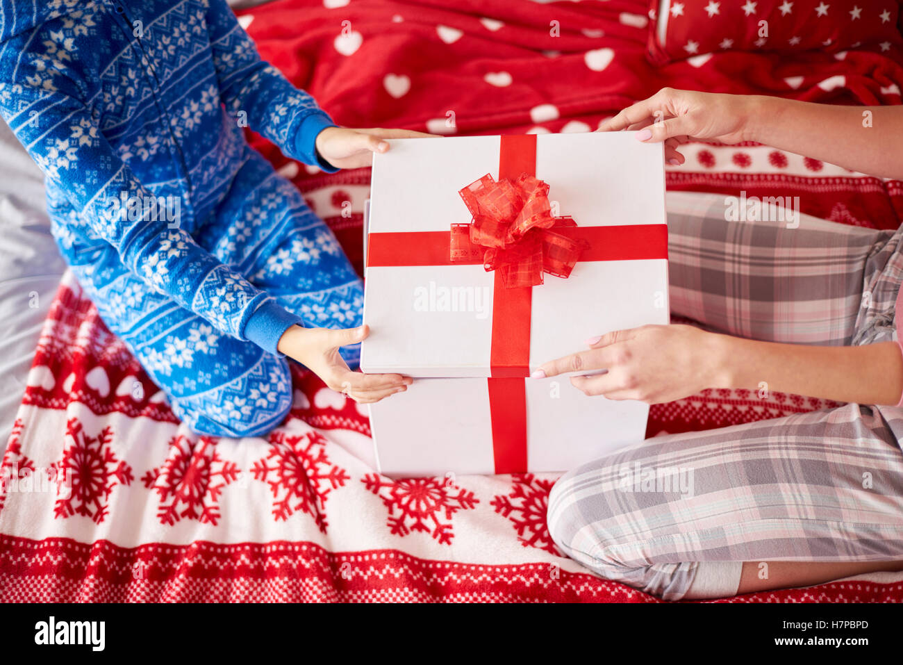 Present bed hi-res stock photography and images - Alamy