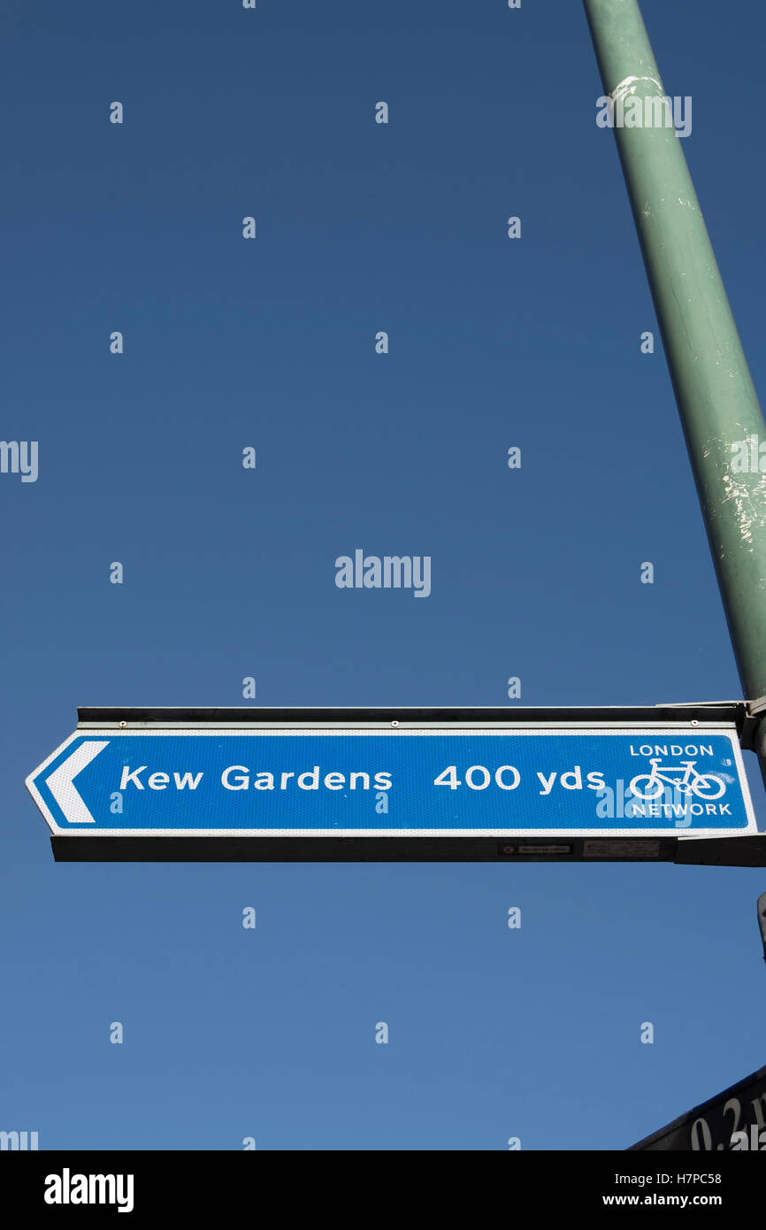 london cycle network sign showing direction and distance to kew gardens ...