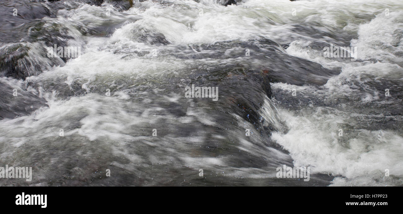 Swiftly flowing river hi-res stock photography and images - Alamy