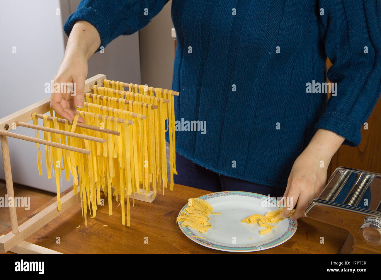 making pasta at home Stock Photo - Alamy