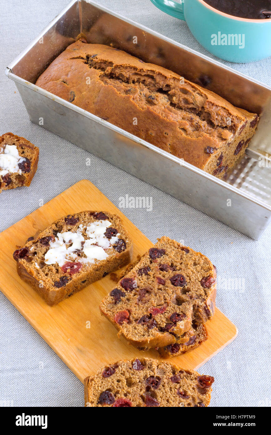Traditional Irish Barmbrack Tea Cake Stock Photo - Alamy