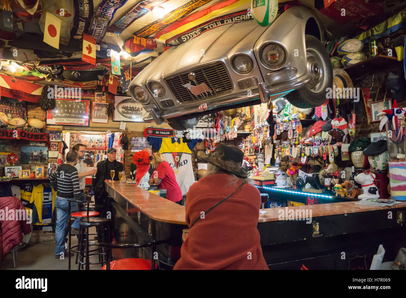 Jaguar XJ-6 in the ceiling of rugby bar Stade Toulousain "Le Rouge et ...
