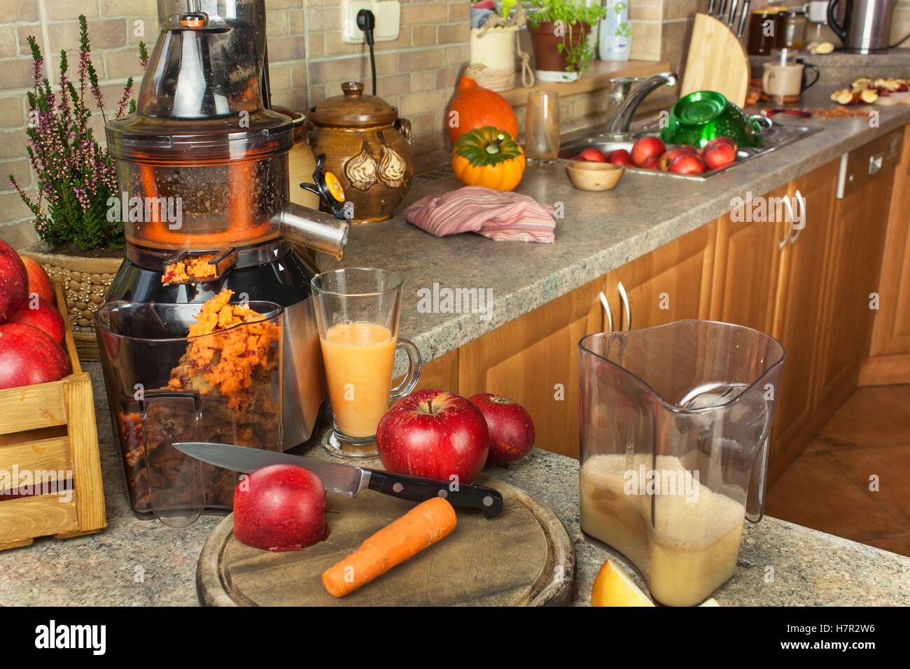 Domestic production of fresh apple juice. Fruit processing. Production ...