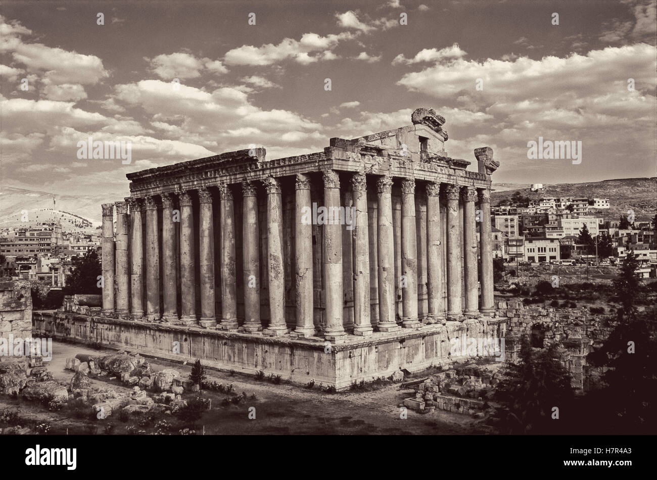 Baalbak lebanon hi-res stock photography and images - Alamy