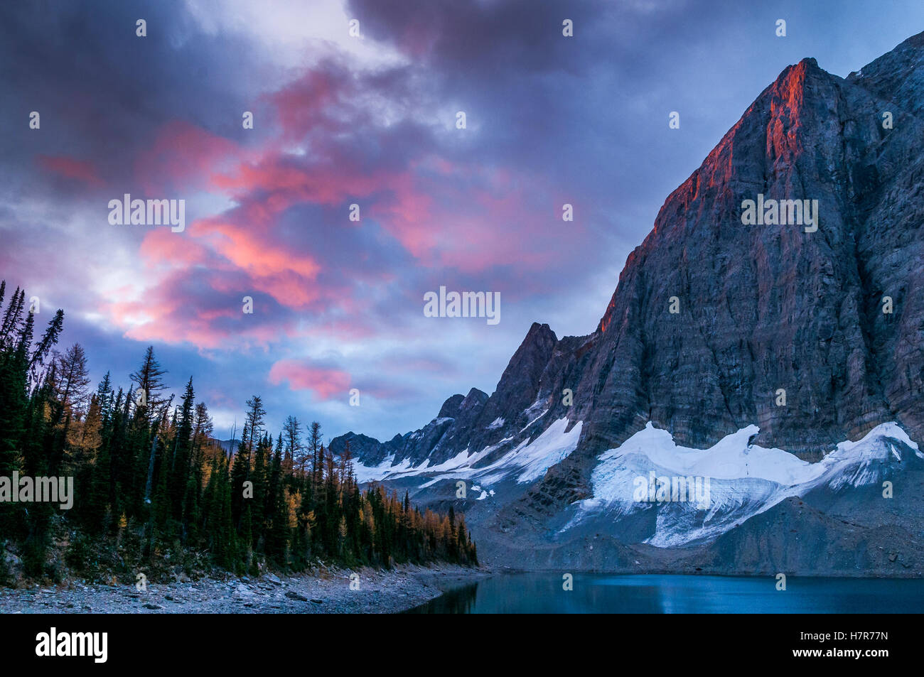 The Rockwall at Floe Lake, Kootenay National Park, British Columbia ...