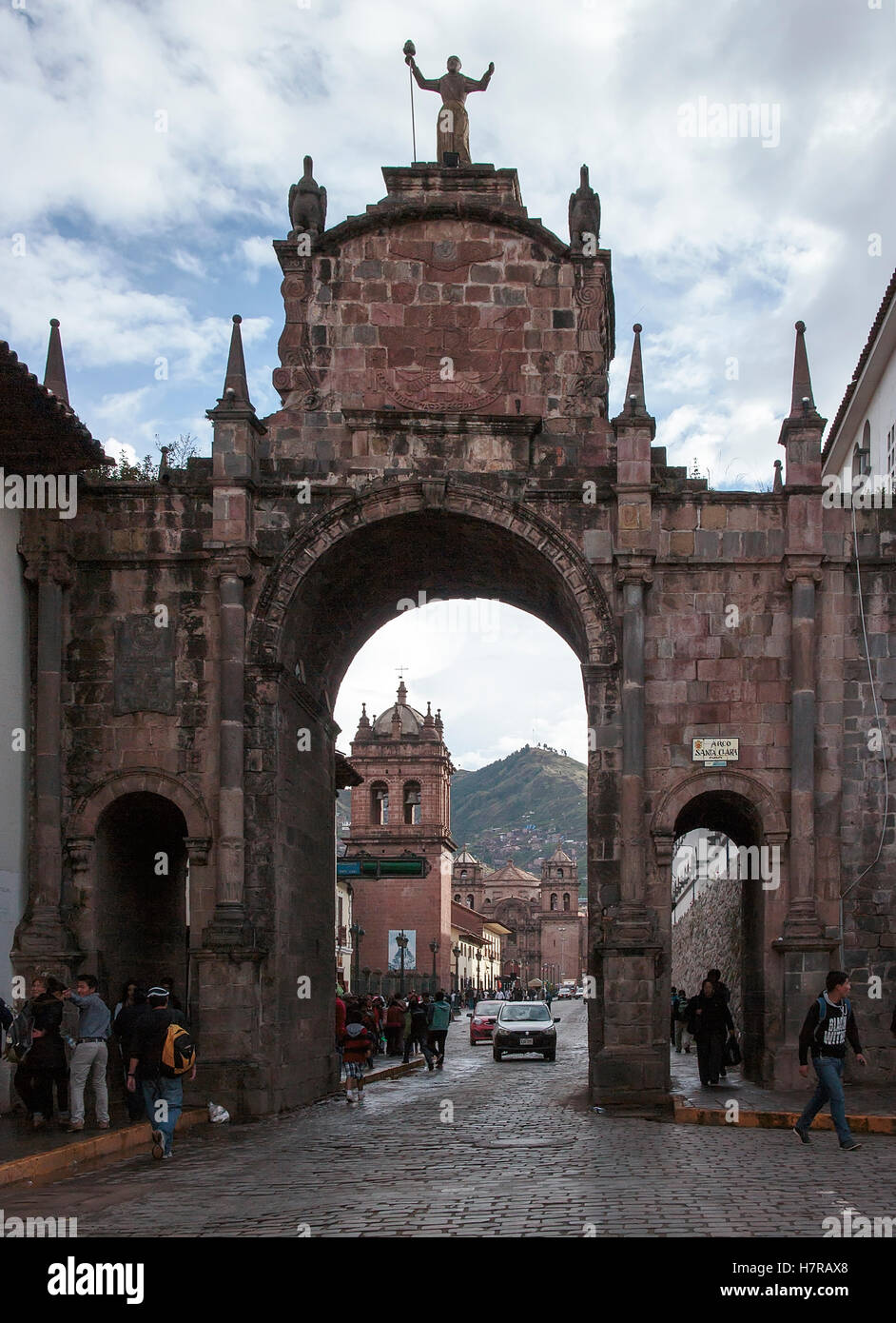 Santa Clara Arch in Cusco, Peru Stock Photo - Alamy