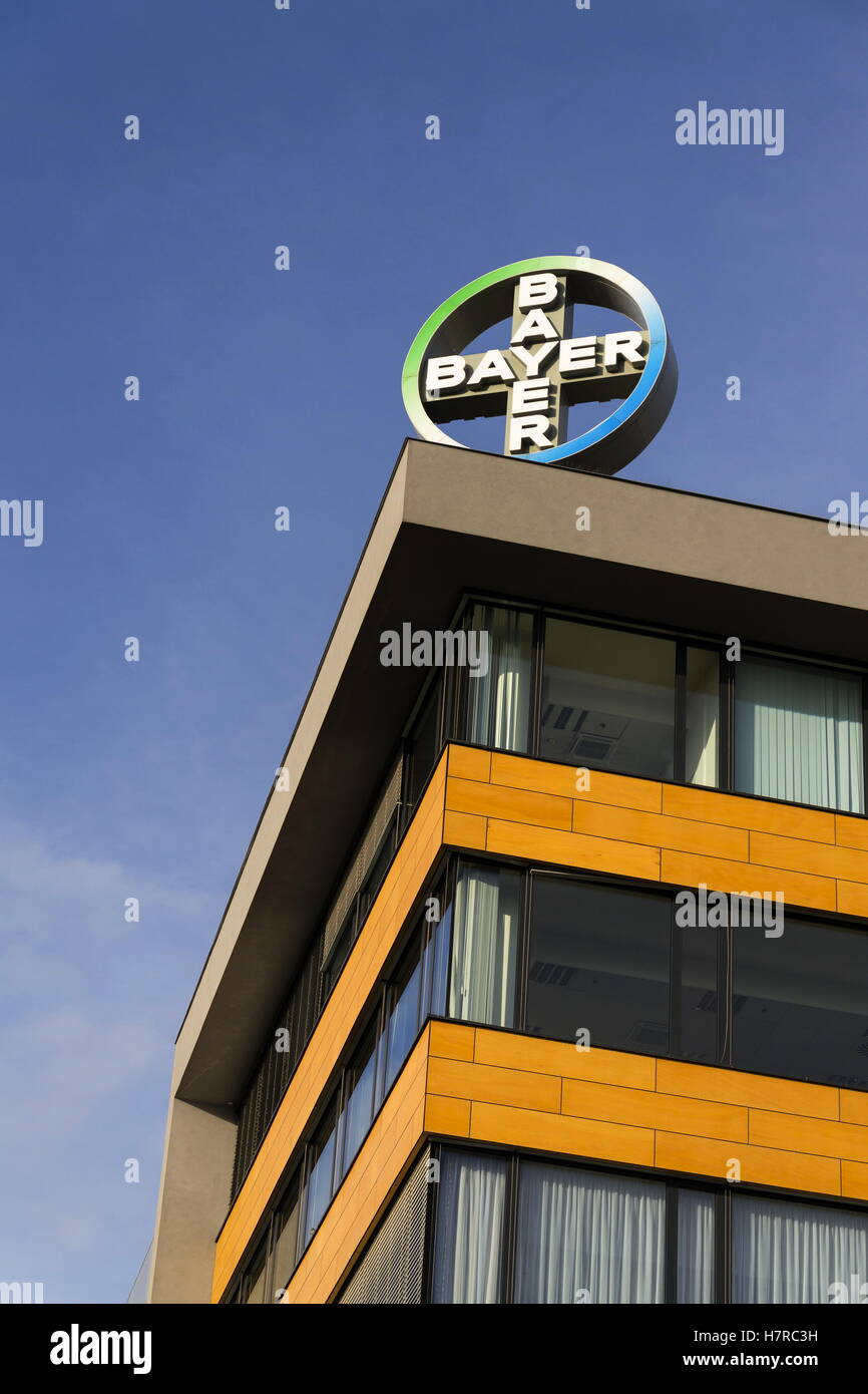 Bayer aspirin building hi-res stock photography and images - Alamy