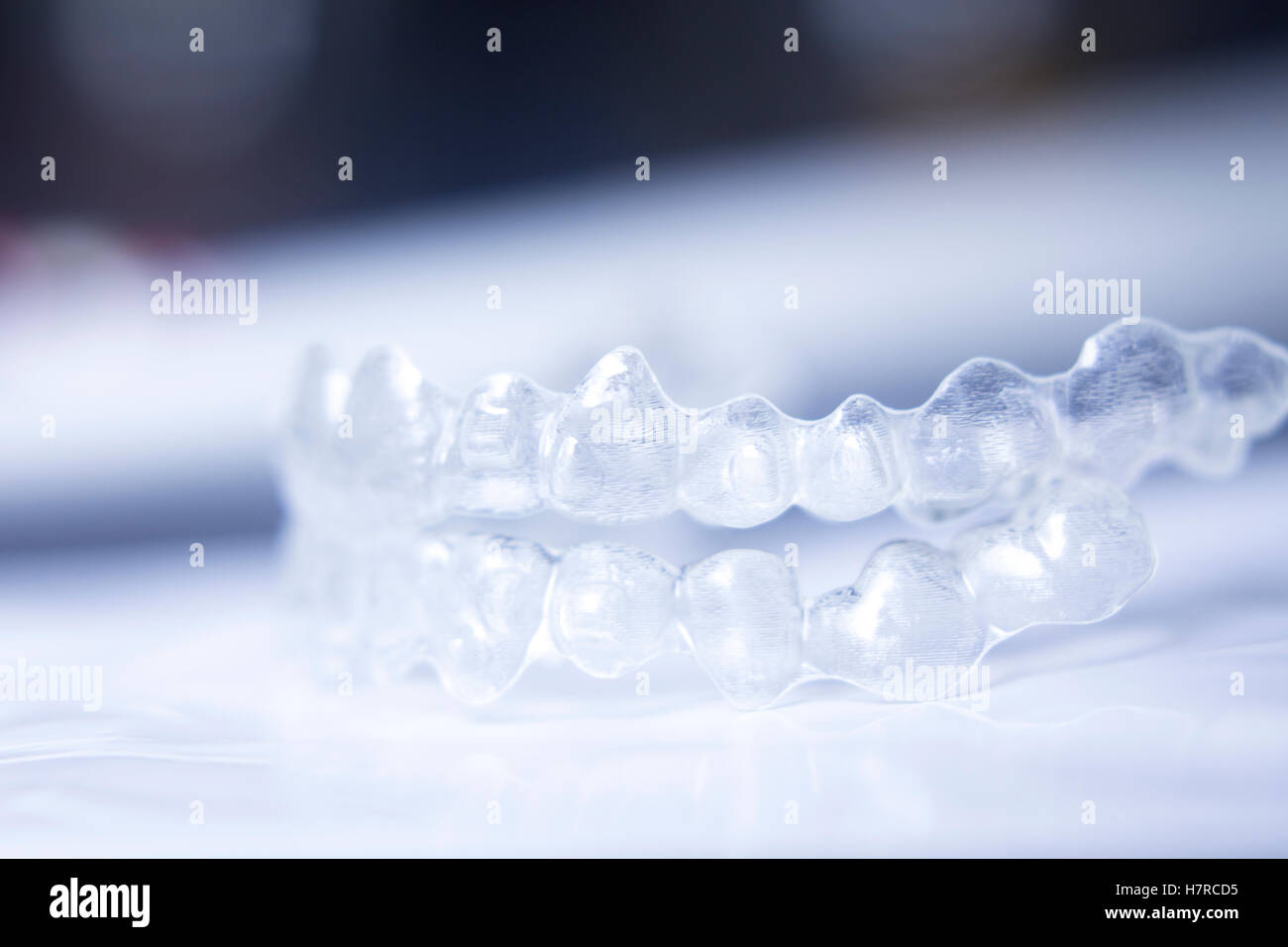 Invisible teeth aligner cosmetic orthodontic brackets used to ...