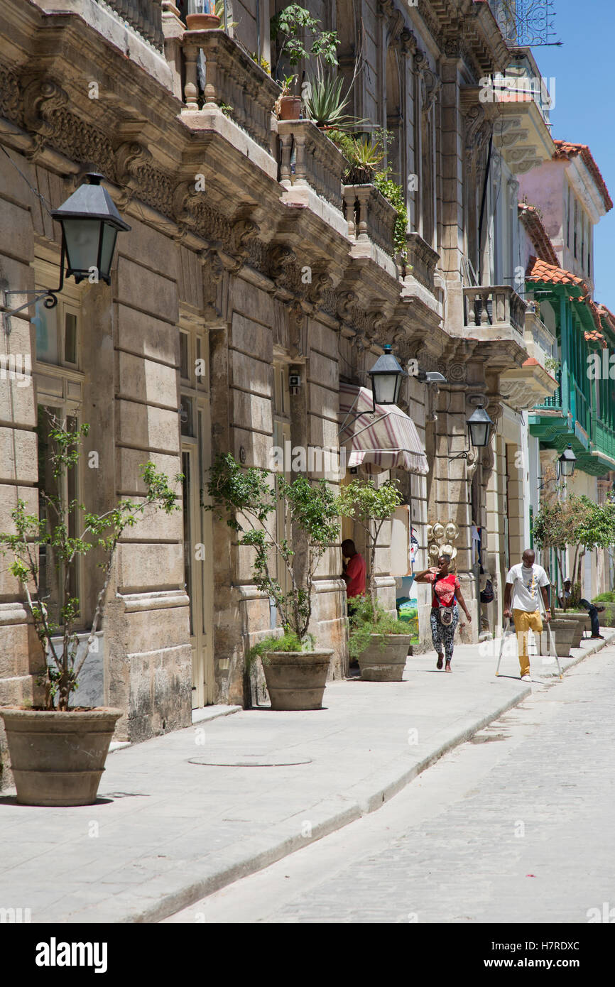 Havana, Cuba, street scene Stock Photo - Alamy