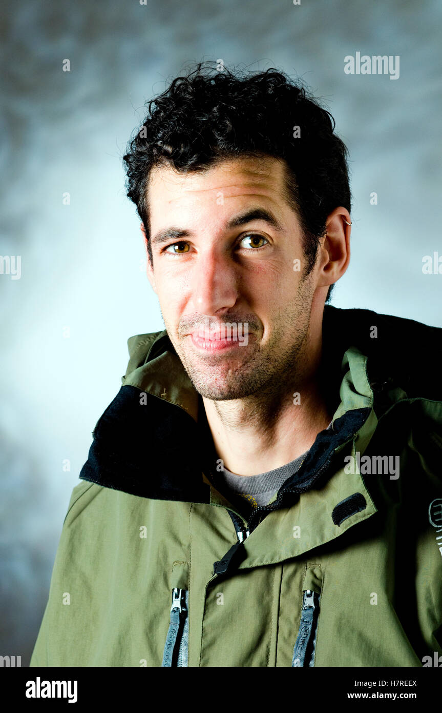 Person man studio young hi-res stock photography and images - Alamy