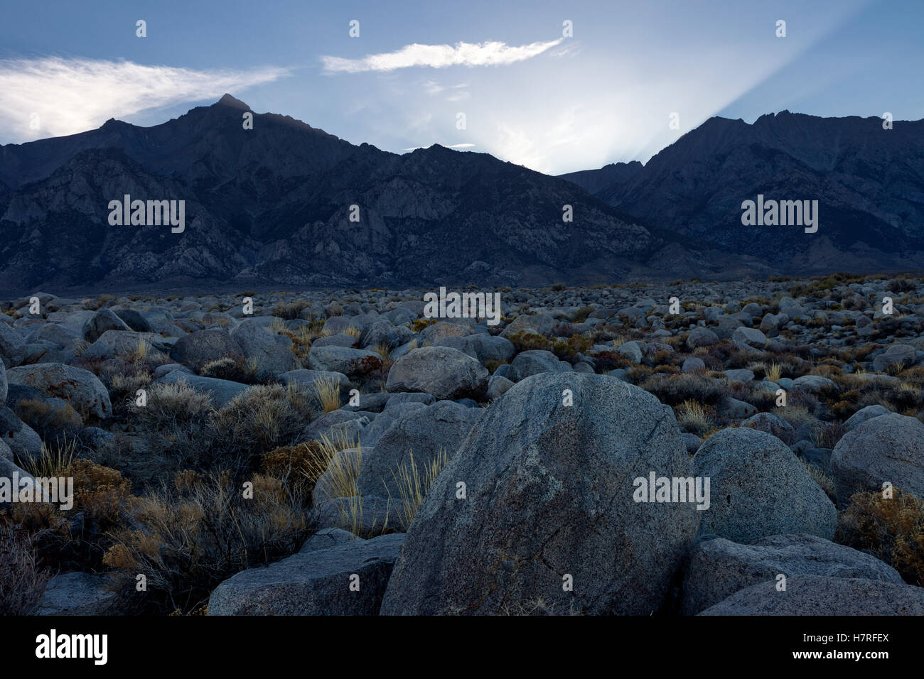 Sun sets behind Mt. Williamson in California's Eastern Sierra Nevada ...