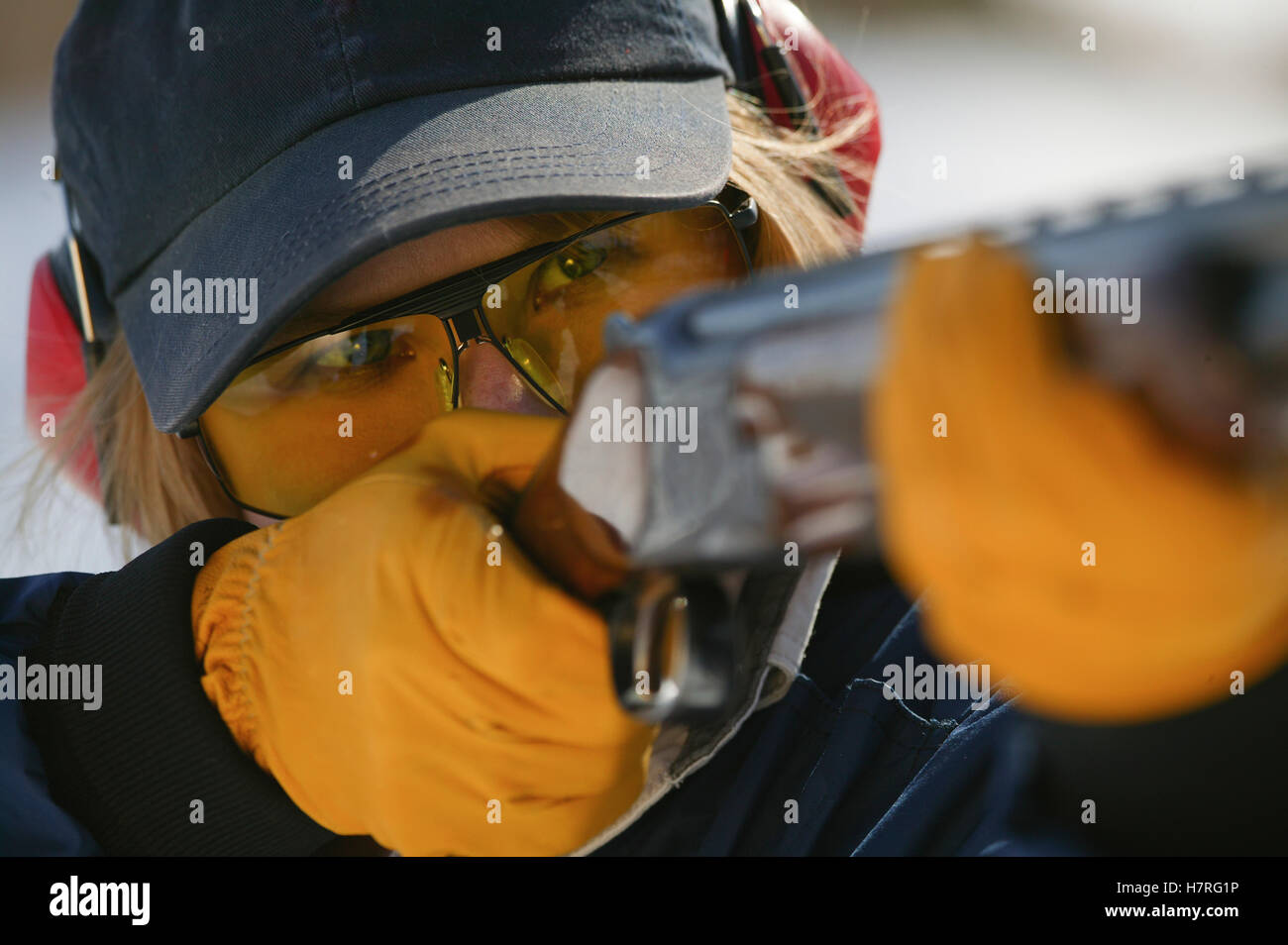 Skeet targets hi-res stock photography and images - Alamy